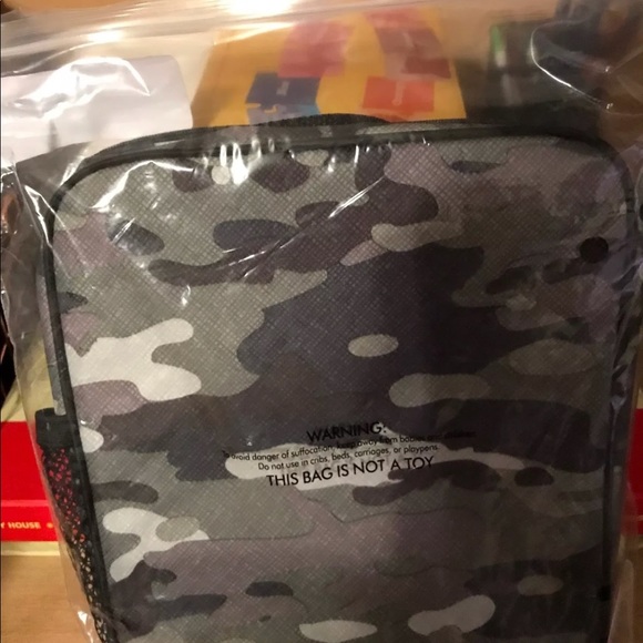 thirty-one | Bags | Thirty One Lunch Buddy Thermal Camo Crosshatch ...